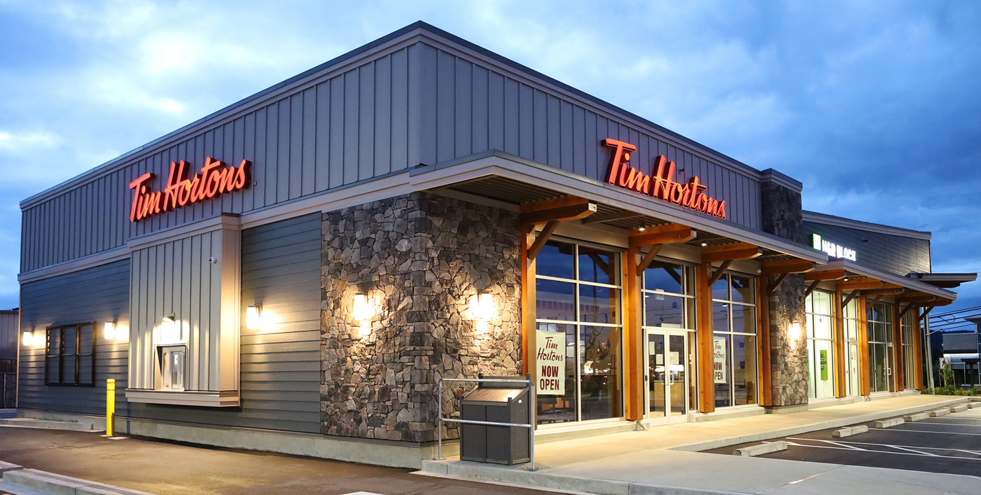 Retail REIT Investing Through National Brands | Skyline Wealth Management